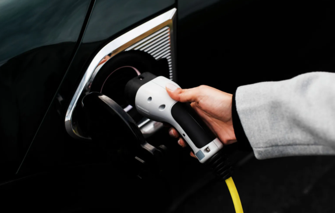 Broken Charging Stations Could Be Stalling The EV Movement – Ventured